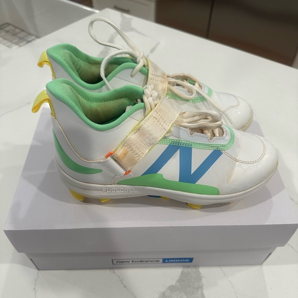 New Balance | Shoes | New Balance Fuel Cell Lindor 2 Baseball Cleats ...